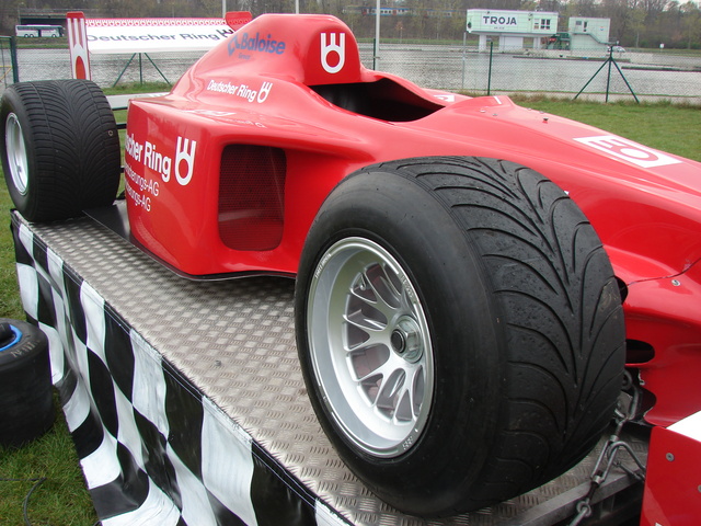 Simulátor Formule F1 Pit Stop duo | Praha, Brno, Olomouc, Pardubice ...